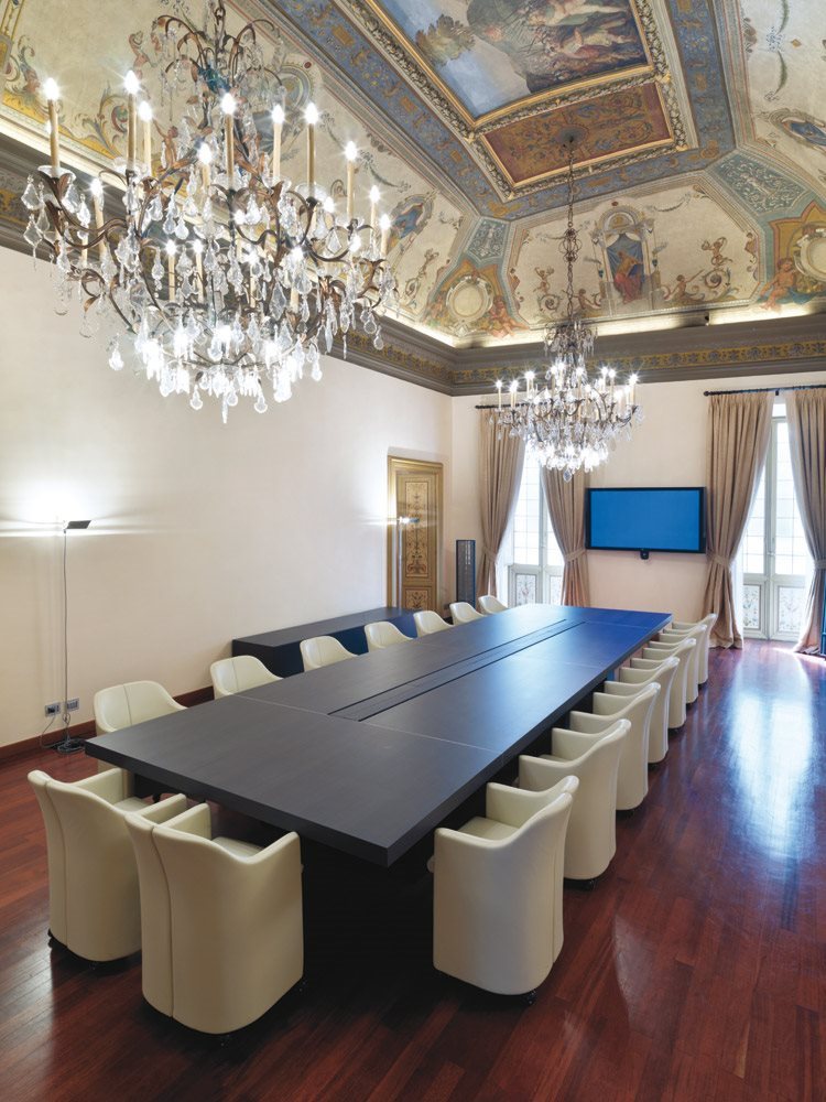 Tables de réunion grande dimension - Ubia mobilier bureau